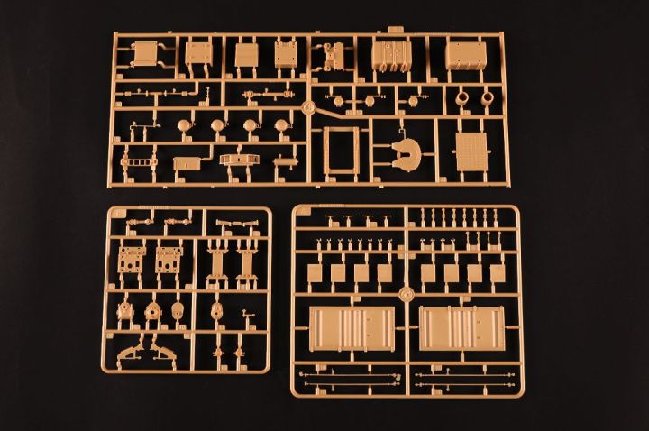 LVSR MKR18 Cargo Truck with 20ft Container ILK 63550 I Love Kit